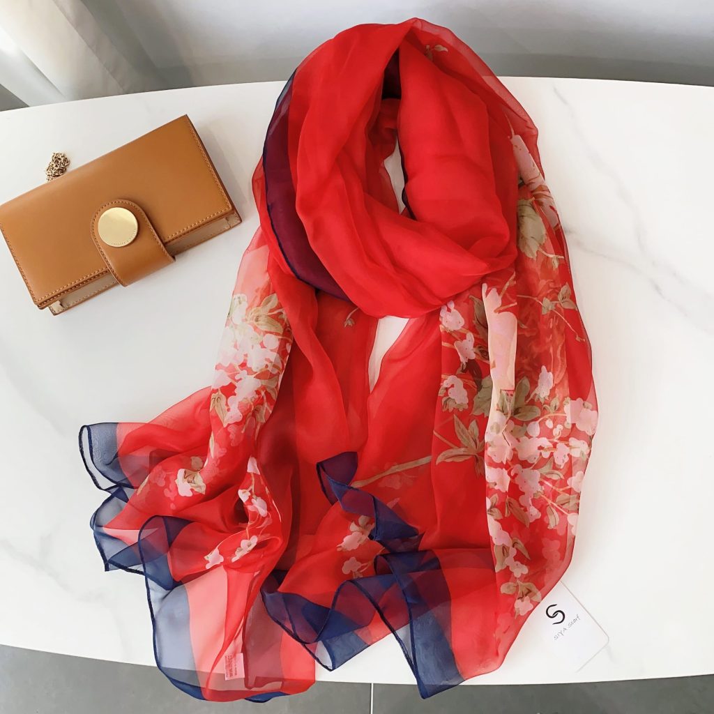 Cinnabar Red - Zohra